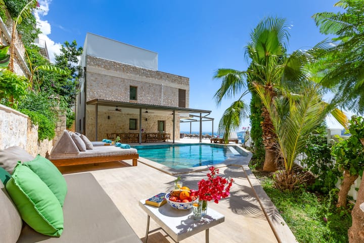 A Stunning House In Kalamar Bay - Kalkan