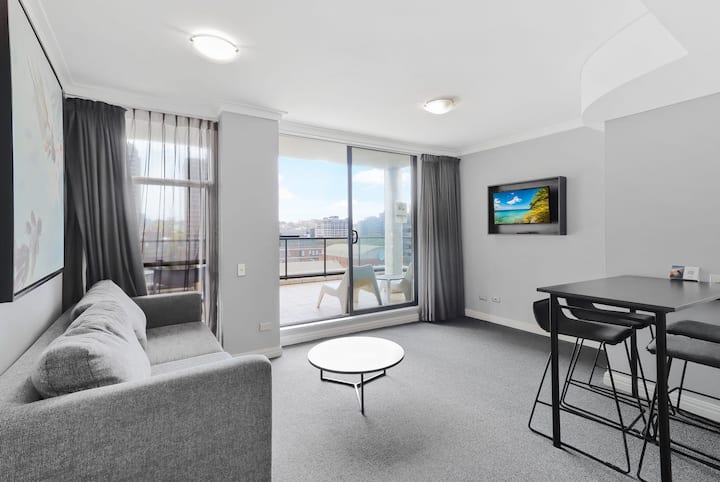 Kozyguru | Haymarket | Best Location + Big Balcony - Sidney