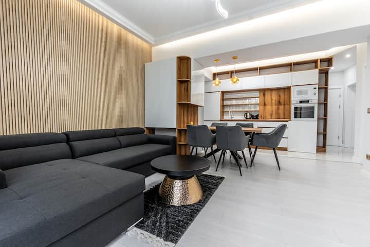 Vitoshka Luxury: 2-br Retreat - Sofia
