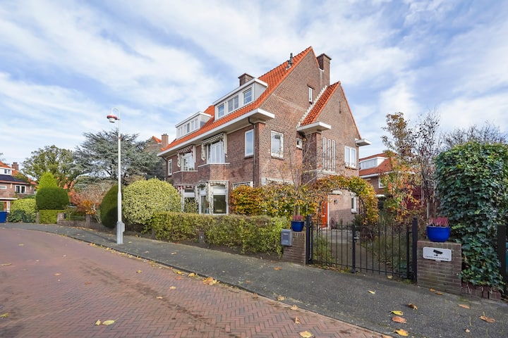 The Hague Beach Town House - Scheveningen