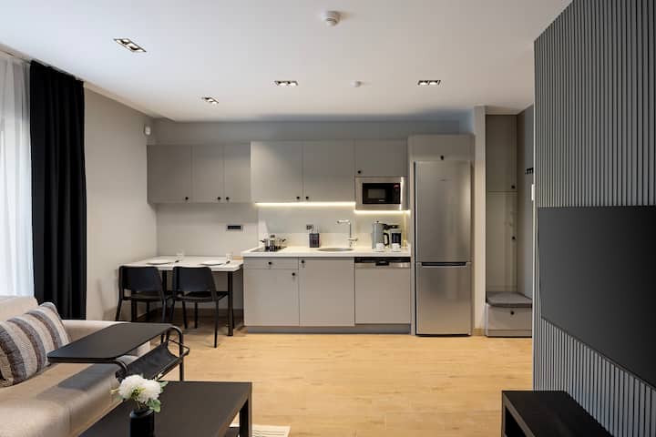 Mel House Lara Garden Suite - Antalya