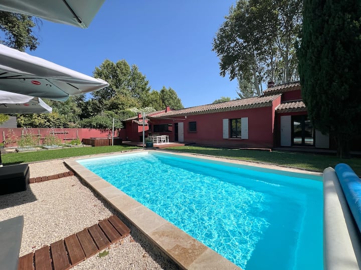 Maison De Caractère Avec Piscine - Marseille Provence Airport (MRS)