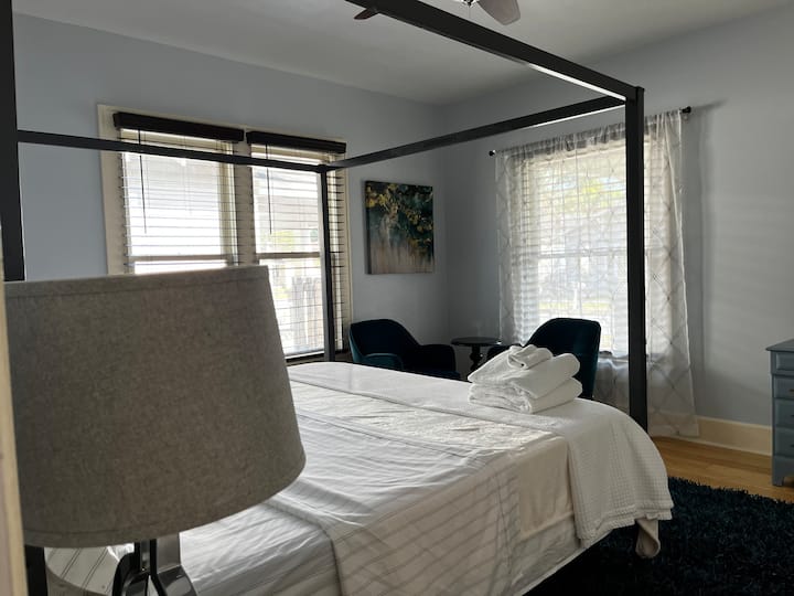Charming Escape In Lakeland - Lakeland, FL