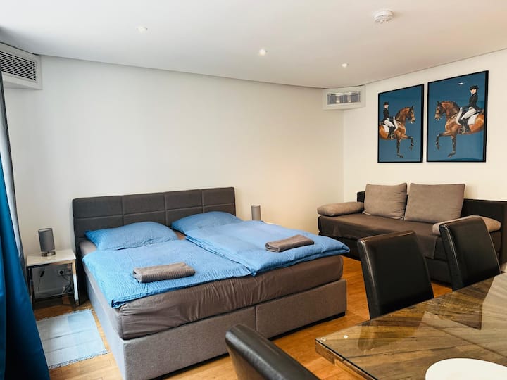 2 Zimmer Ap In Der 1. Etage - Düsseldorf