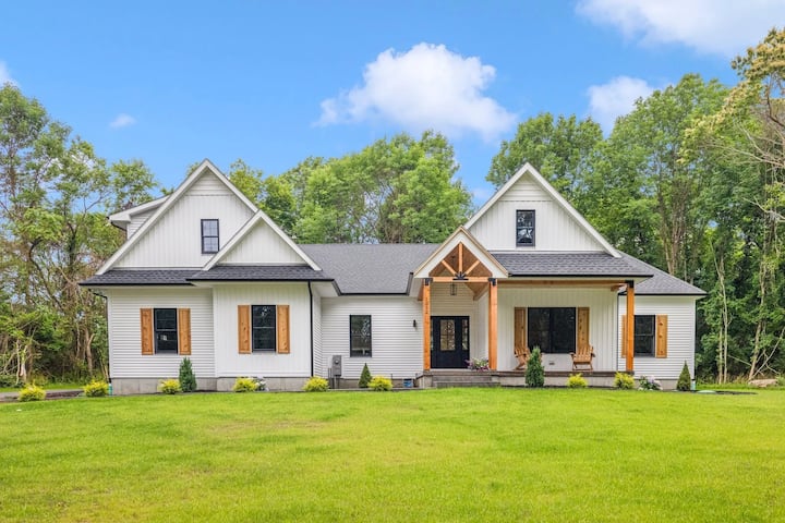 New Build - The Fancy Farmhouse By The Sea - South Kingstown, RI