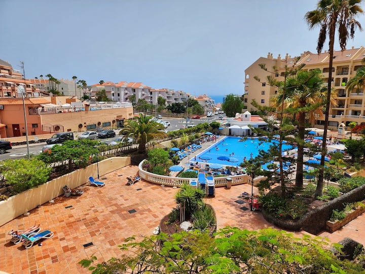 Nice Studio With Spectacular Sea And Pool Views - Los Cristianos