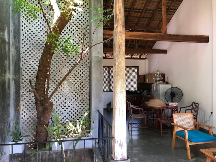 Neem Aura – Cosy Tropical Villa (Upper Floor) - Hikkaduwa