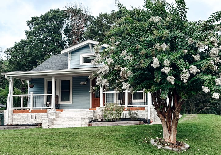 Charming Bungalow Getaway - Asheboro, NC