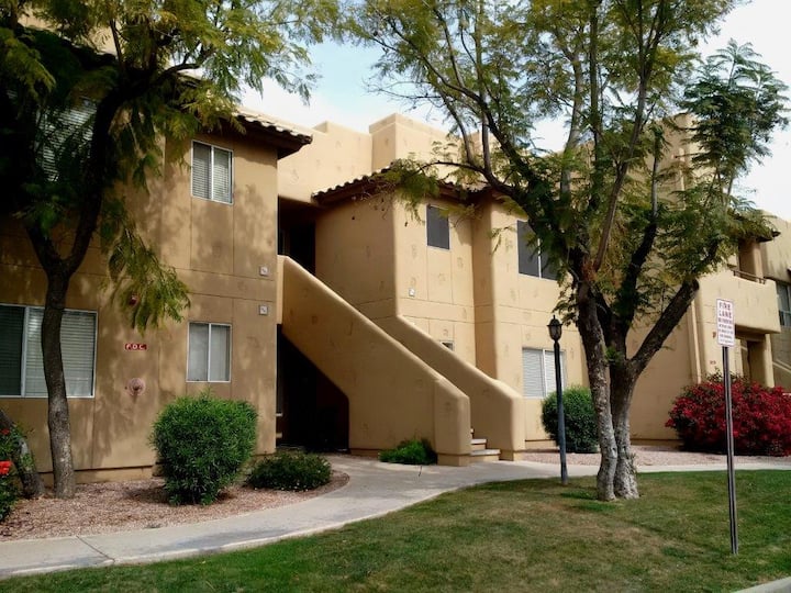 Condo With Comfort & Convenience - Chandler