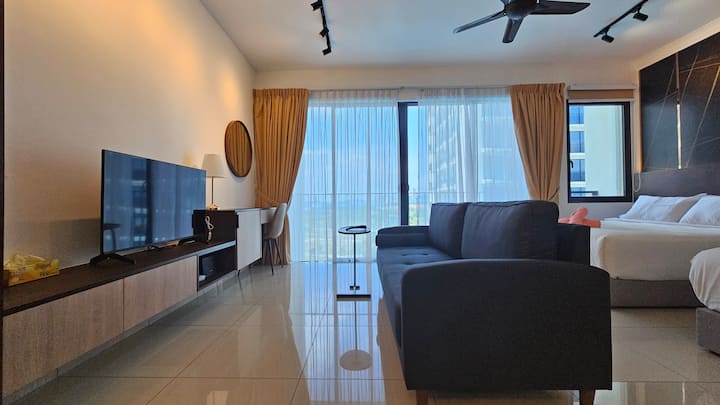 Trefoil Setia Alam_3 Min Walk To Sccc_ 2-4pax - Shah Alam