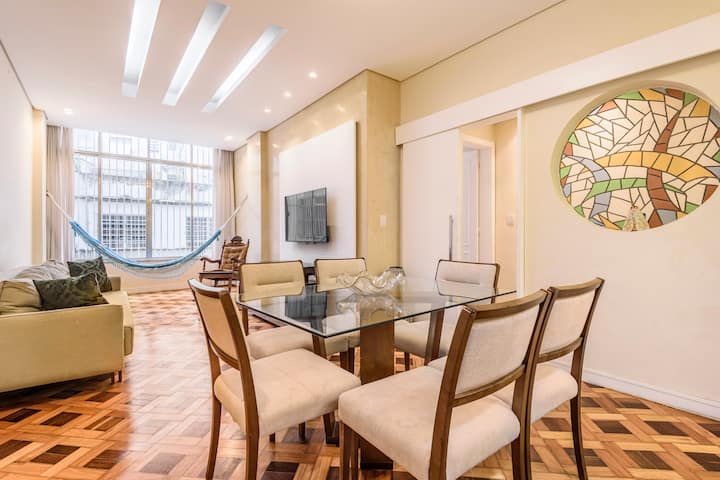 Situé En Plein Cœur De Copacabana - Rio de Janeiro