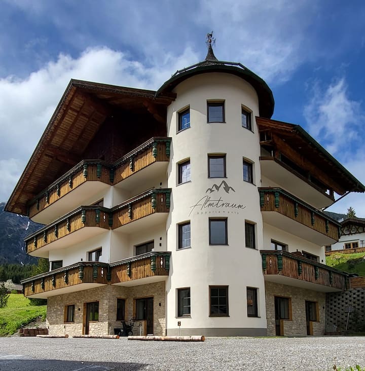 Almtraum Apartments 11 P - Berwang