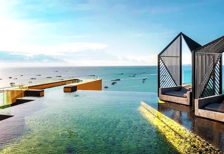 Downtown Chic Condo Rooftop Pool #En24514 - Pattaya City