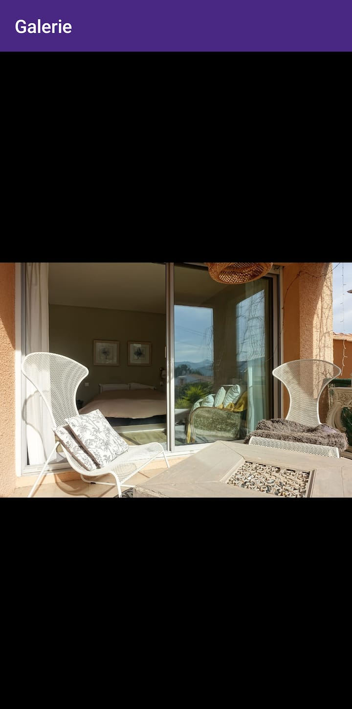 Un Appartement  Bas De Villa T3 - Allauch