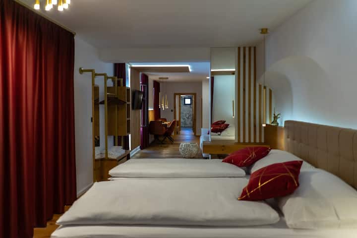 Red Apartment - Český Krumlov