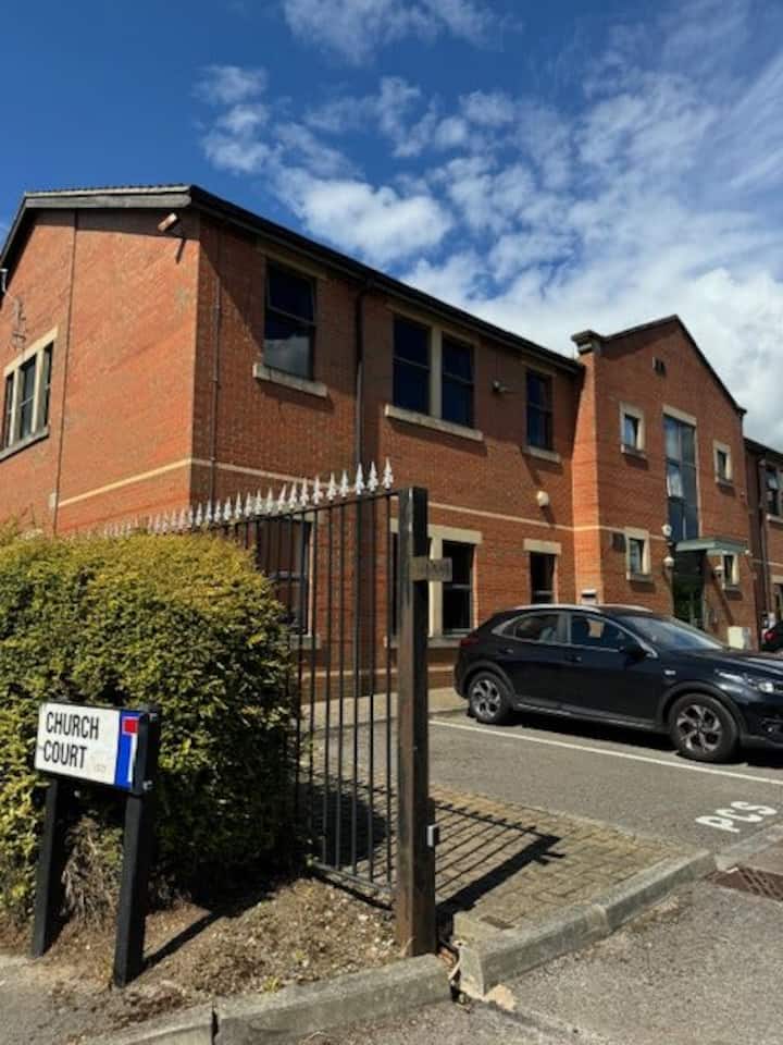 Morley - New Studio Apartment - Leeds