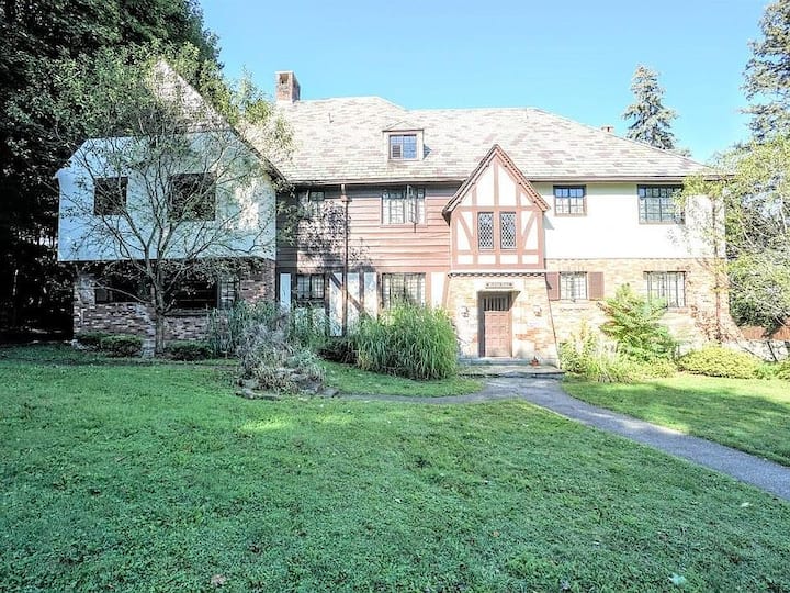 Serene Hideaway In Highland Park - Rochester, NY