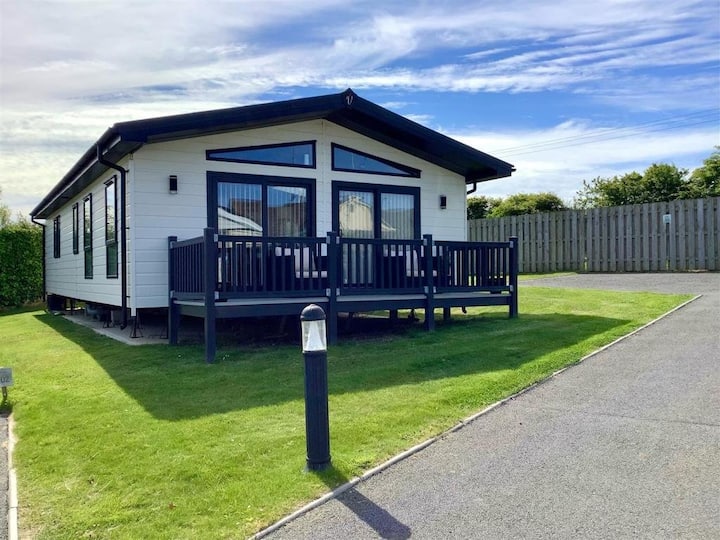 Happy Place - Newquay