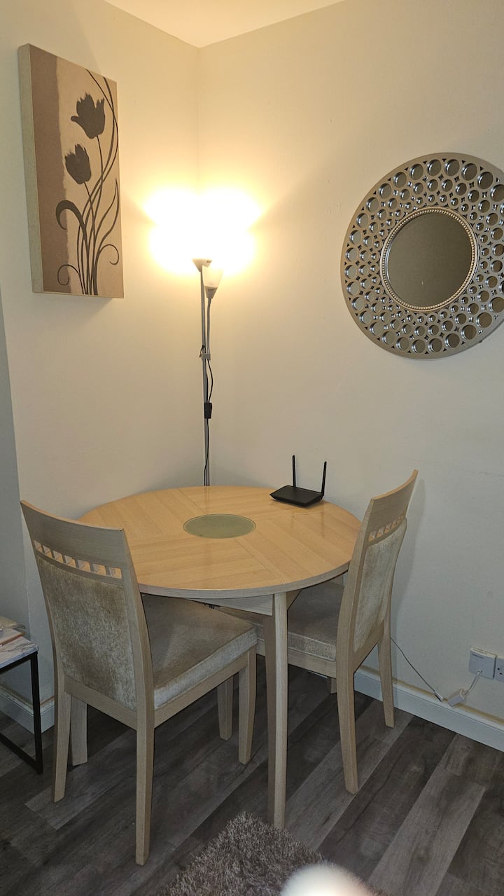 Charlotte Apartment, City Stay, Inc Easy Ari Visit - Aberdeen, UK