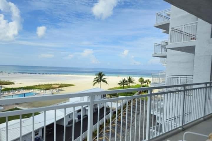 505 At Jamaica Royale - Siesta Key, FL