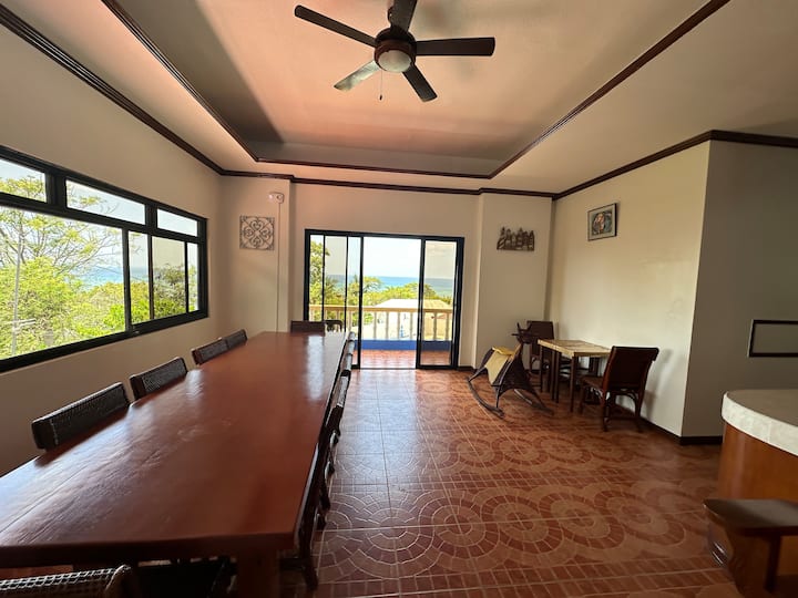 Baclayon Bay Breeze (Capizroom) - Baclayon