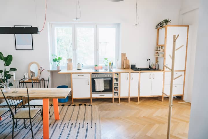 Raum.life – Retro Loft | Heimkino | 2x Parkplätze - Straubing