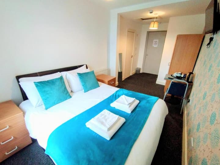 Oyo Gin House Hotel Deluxe Double Room - ダンウーン