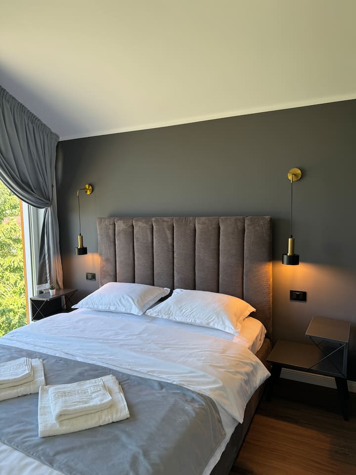 Double Room In The Nest Villa - Borșa