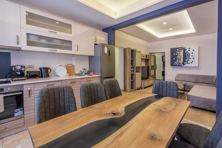 3bdr, Top Center Retreat,sofia Heart, Free Parking - Sofia