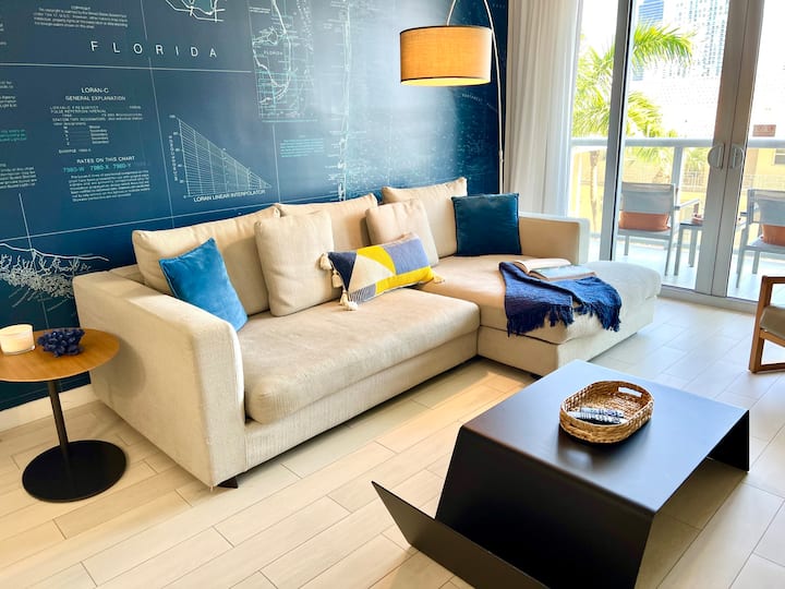 38a Amazing One Bedroom Apartment - Hallandale, FL