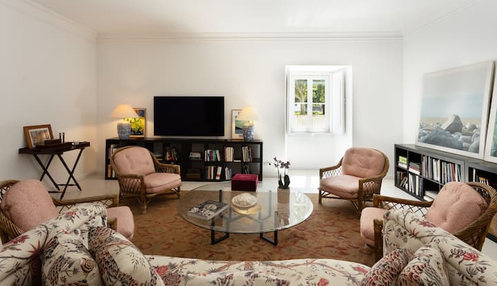 Appartement De Rêve Dans Un Palais Royal - Évora