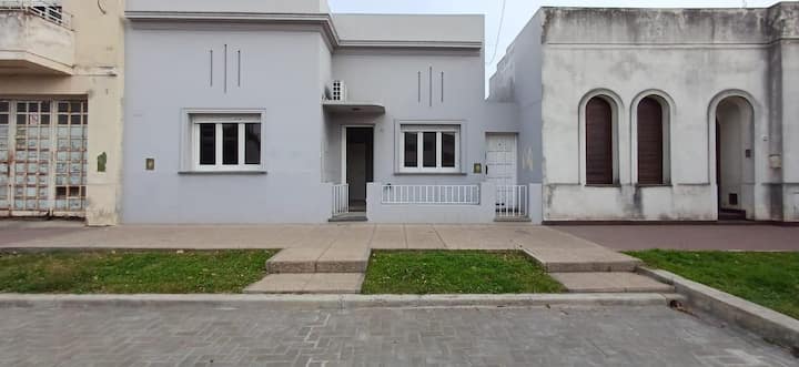 Alquilo Departamento - Azul