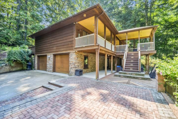 Tranquil Timber Lodge - Smallwood State Park, Marbury