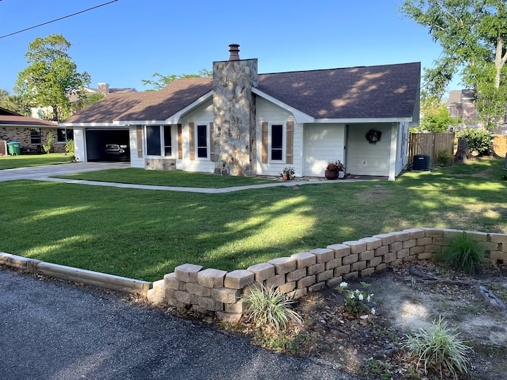 Gulfport Getaway - Biloxi, MS