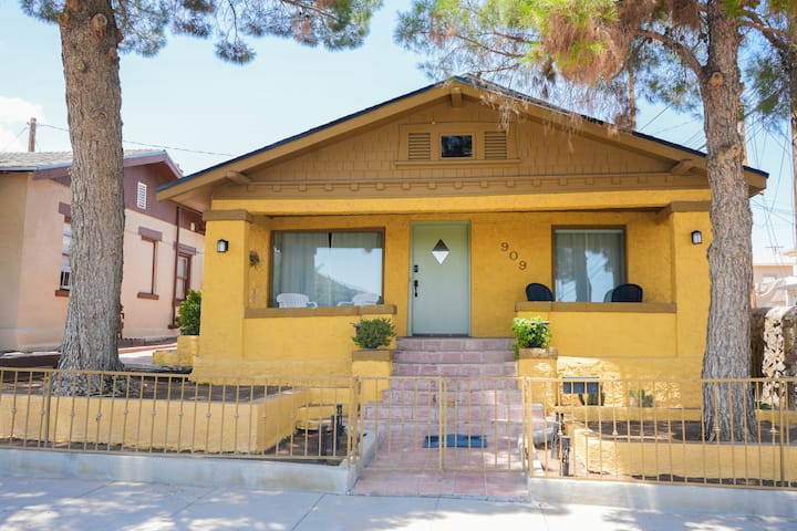 Vintage Charm Modern Comfort - El Paso, TX