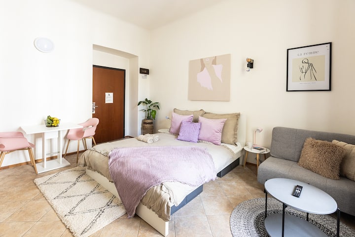Romantic Apartment In The Center - Vd - Prague