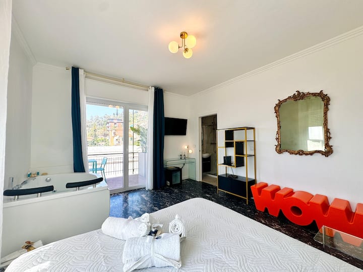 New Seaside Gold Suite Jacuzzi - Bordighera