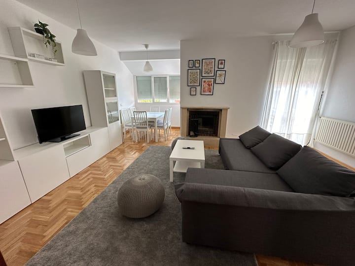 Casa Con Jardín Cerca De Oviedo - Llanera