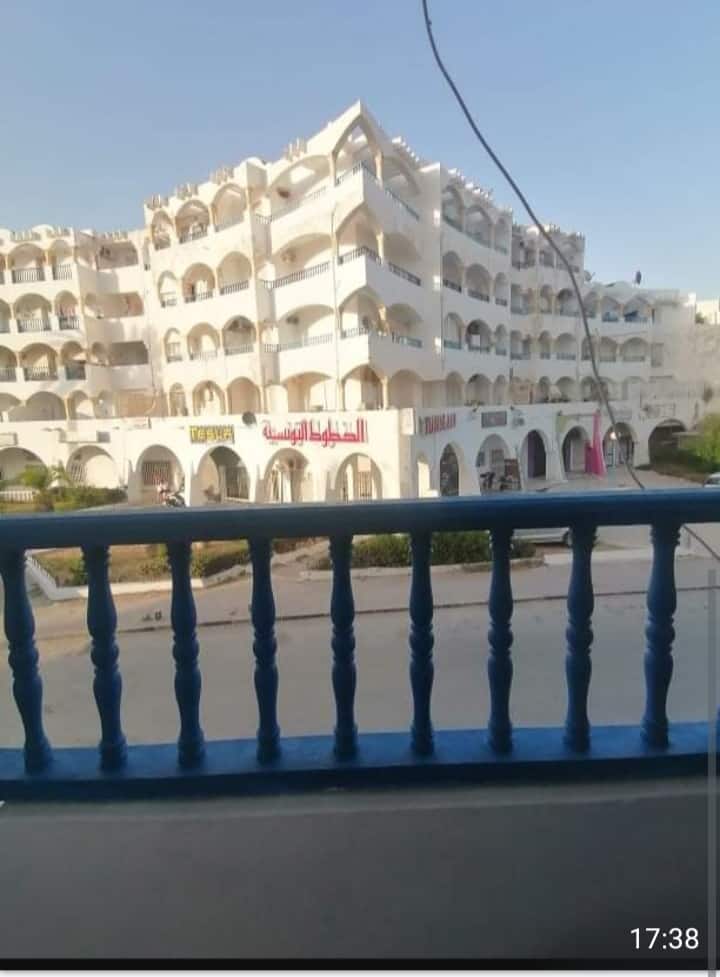 Joli Appart Bon Emplacement - Monastir