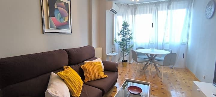 Amplio Piso En Delicias - Alcorcón