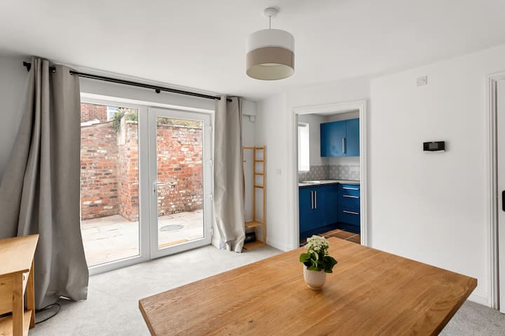 No.3, The Courtyard - York