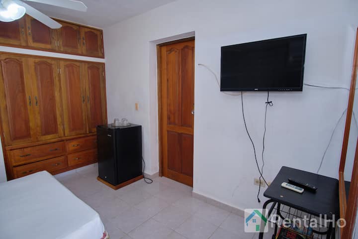 Encantadora Villa A Un Minuto De La Playa. - Varadero