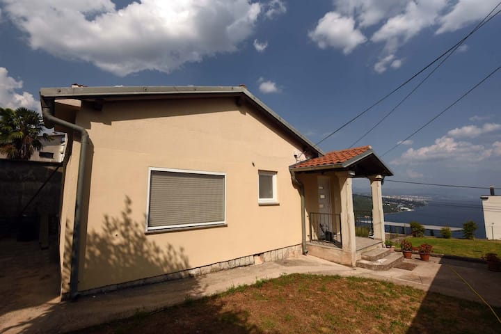 Apartman  Jadranka Near Opatija - Opatija