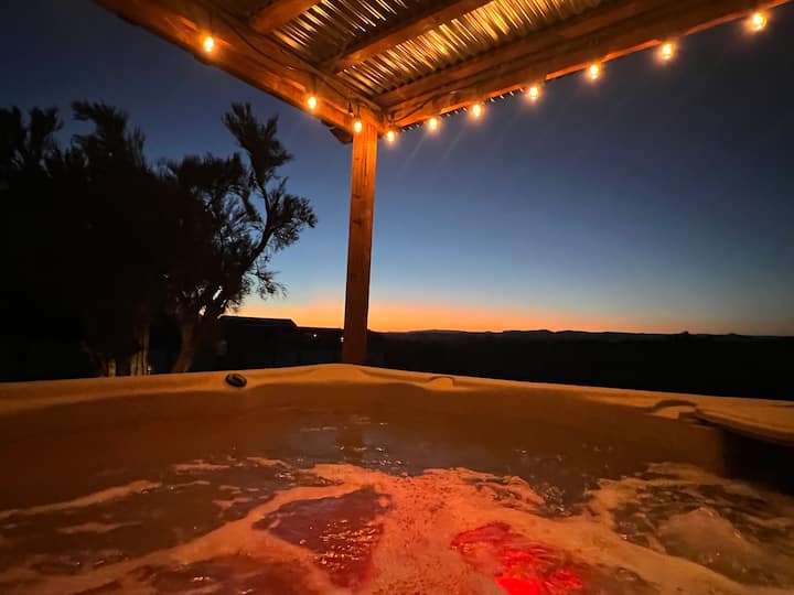 Gypsy Treasures Inn Retreat W/ Pool & Hot Tub - Camp Verde, AZ