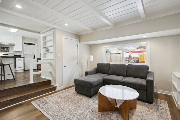 Pet-friendly Private Cottage Near Ucd Medical Cntr - Sacramento