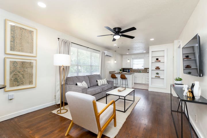 2.9 Mi To Downtown Dallas + 1bd 1ba - Greenway Parks - Dallas