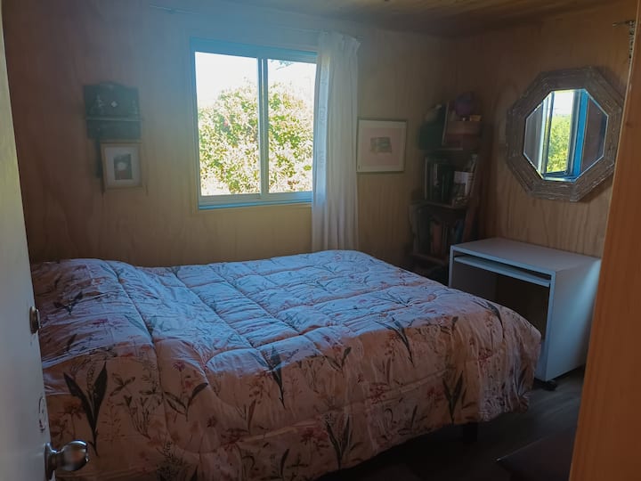 Habitación Matrimonial En Santo Domingo - Santo Domingo, Chile