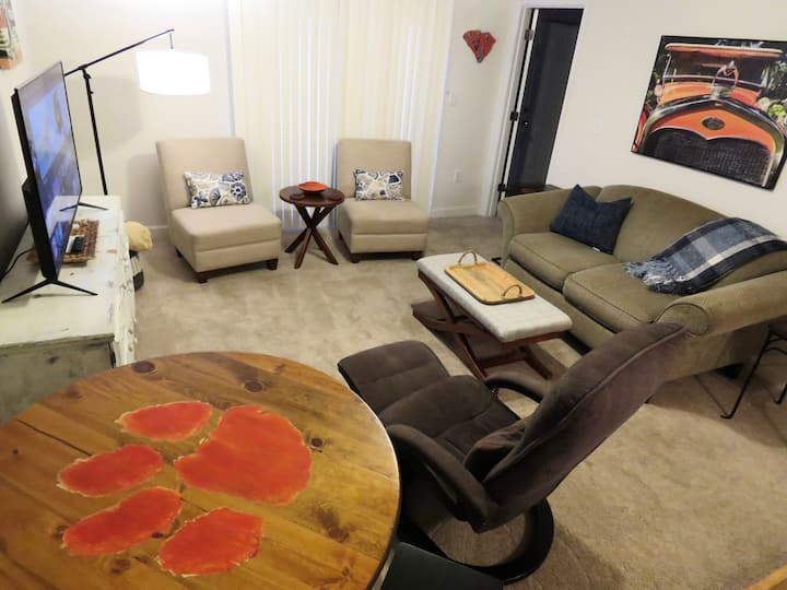 Clemson Villa -Perfect For All Game Days! - Clemson, SC