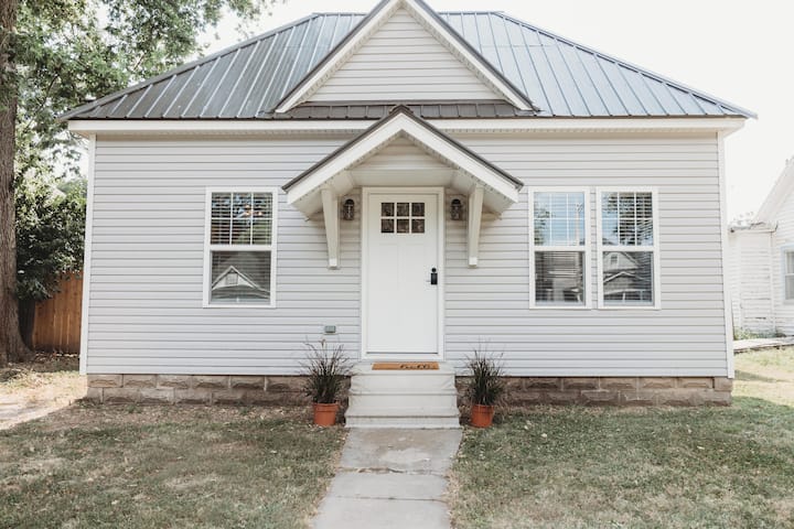 The Loft House - Lake Inman, KS