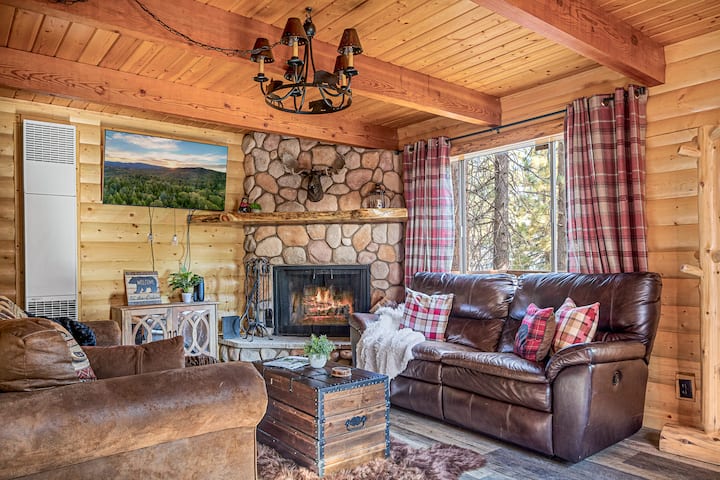 Winter At Lions Den W/ Hot Tub, Bbq & Games - Big Bear Lake, CA